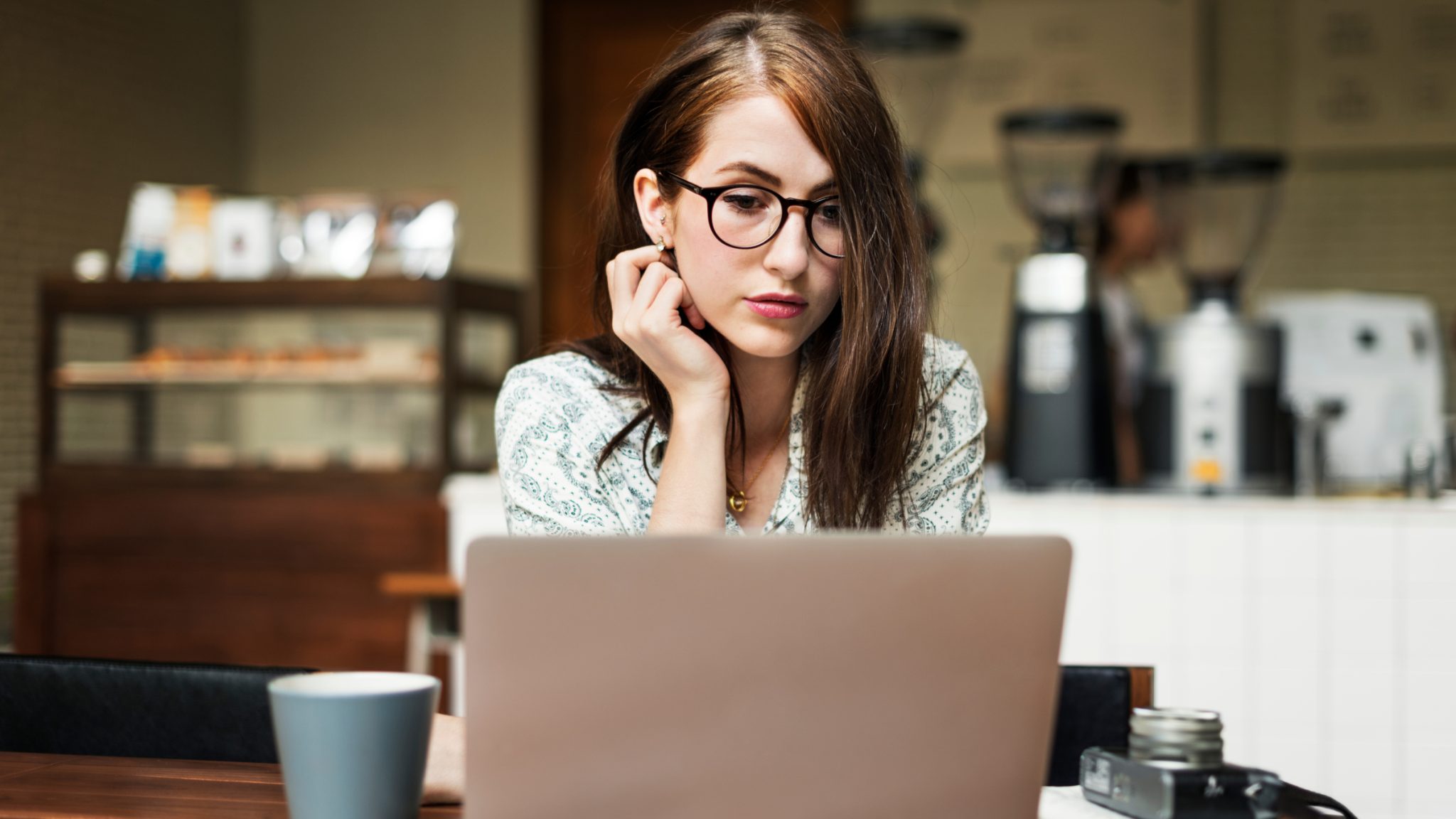 Flat rate expenses vs actual expenses: Which is better? - Tax2u